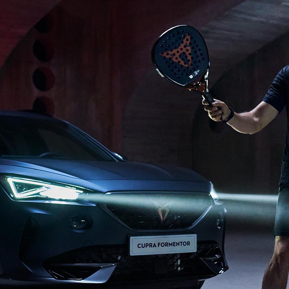 Der Wilson Bela CUPRA Padel-Schläger