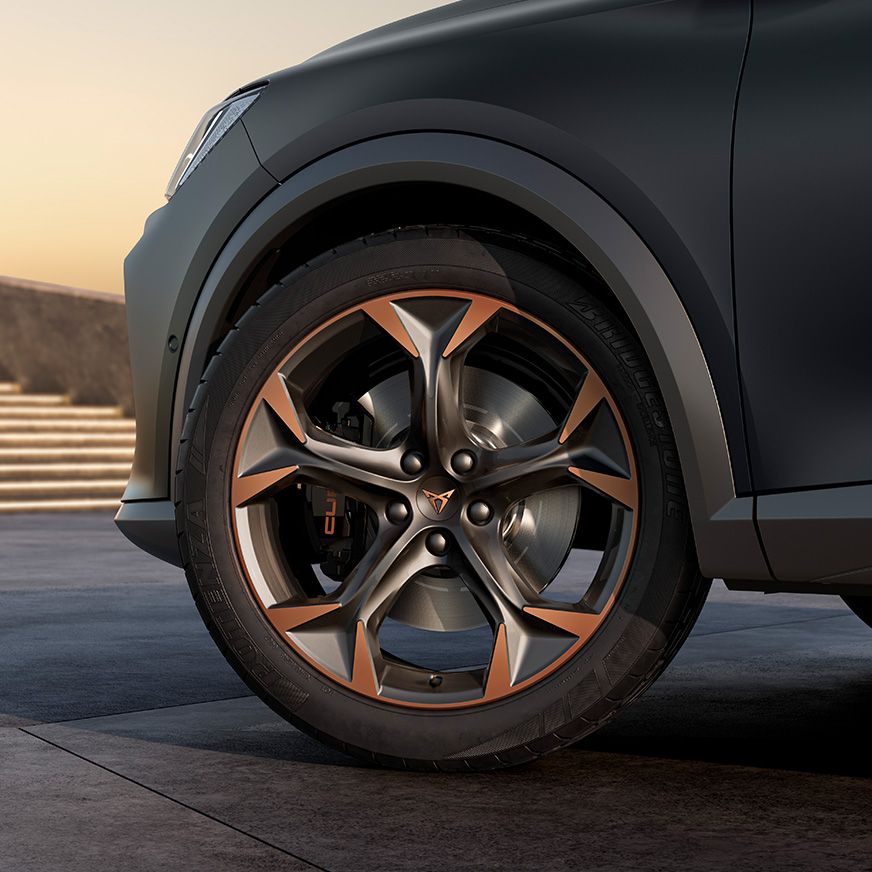 CUPRA Formentor Außendesign: Farbe, Spiegel & Co | CUPRA